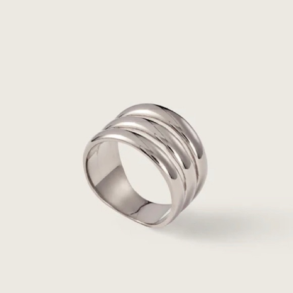 Selina King | Jewelry | Selina King Sterling Silver Georgia Ring 75 ...